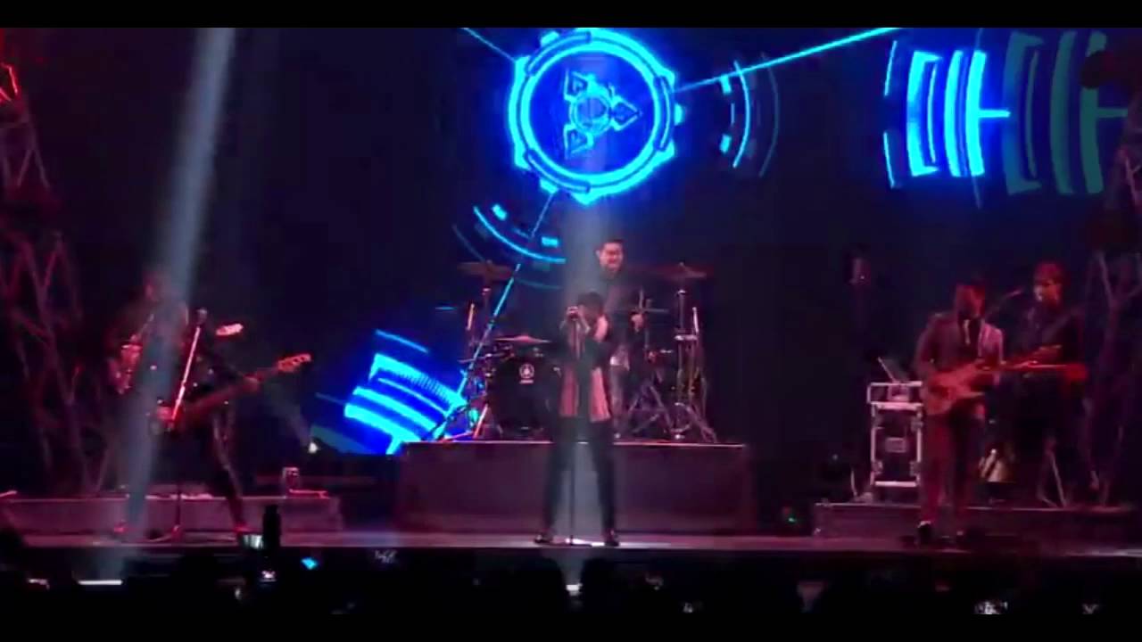 เพลง MRT | Slot Machine Spin the World Live in Bangkok - YouTube