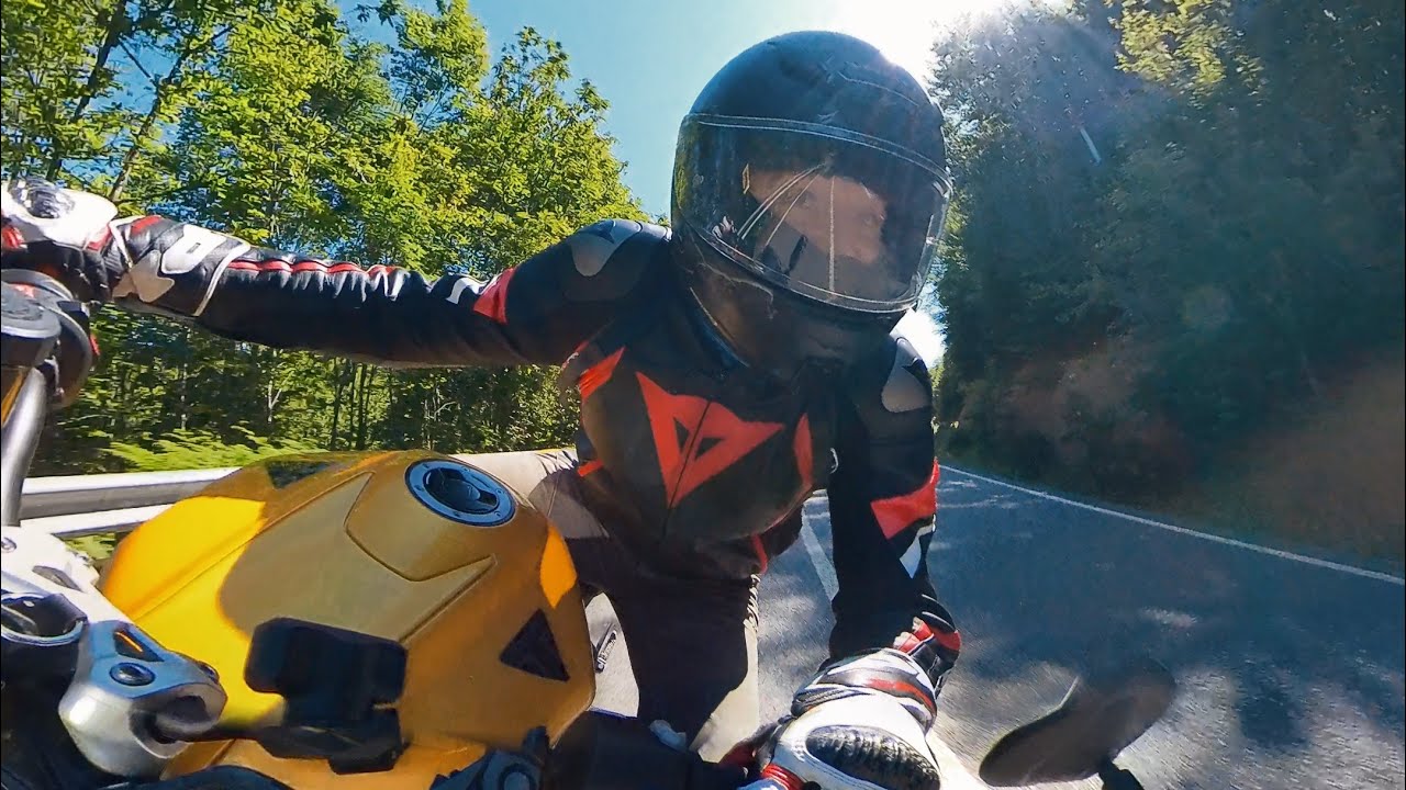 #bumblebee on road | Triumph Street Triple 765 RS #2023 - YouTube