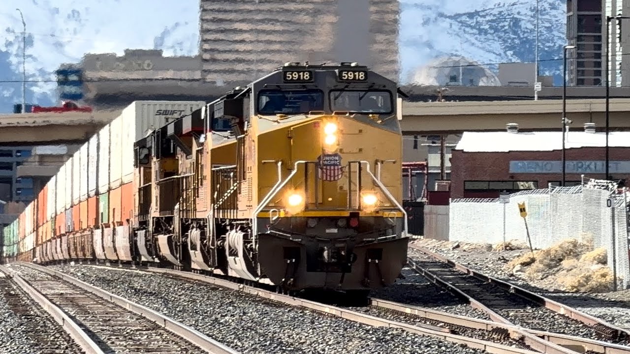 The Union Pacific Intermodal Train (ZLTG2) Coming out of The Reno ...