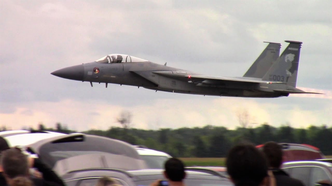 RAW EAGLE HORSEPOWER!! 114th FS "EAGER BEAVERS" F-15C FLYBYS / AIRSHOW ...