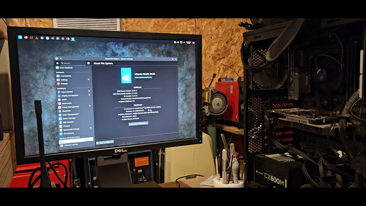 Ubuntu Studio now I remember why I don't like KDE - YouTube