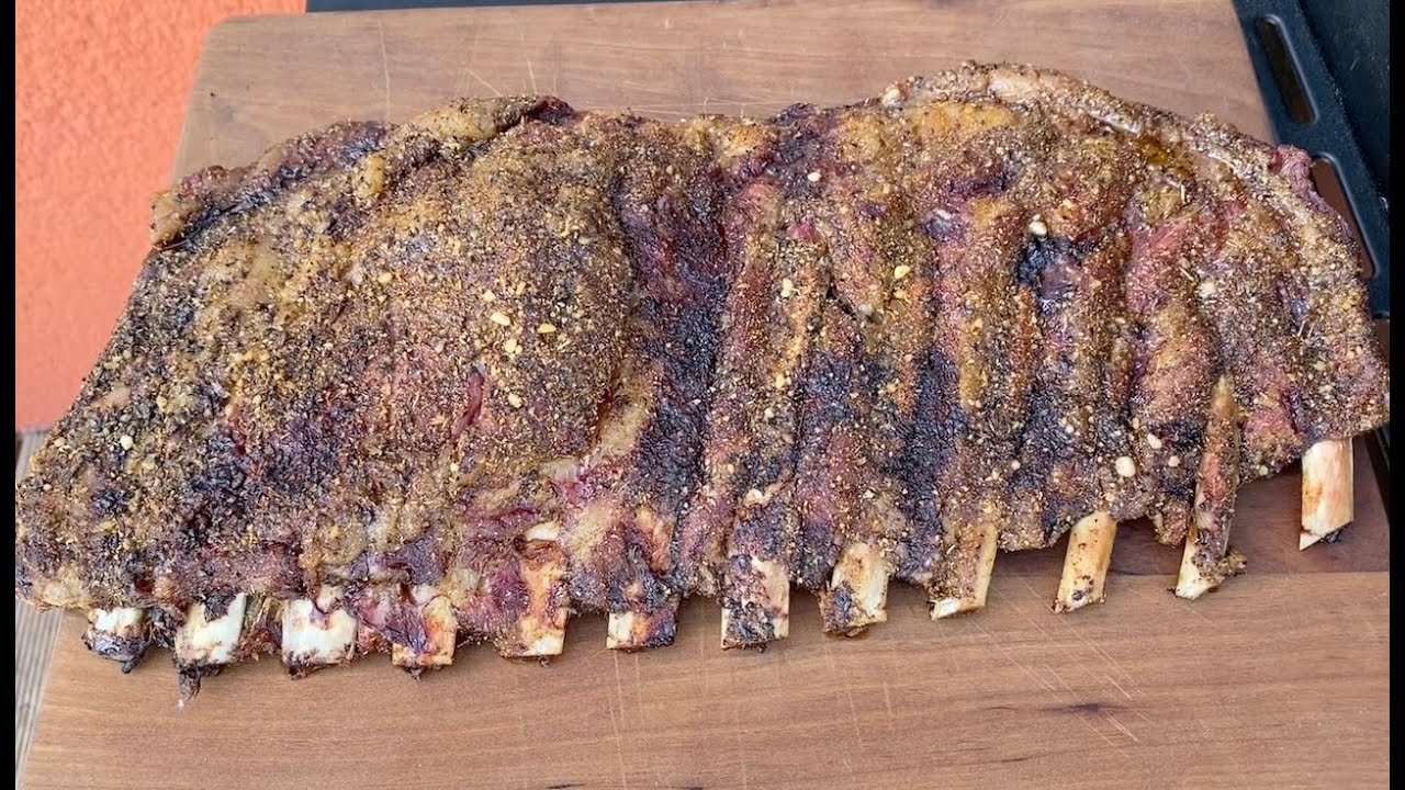 Iberico Ribs and Pizza on the Masterbuilt 560 - YouTube