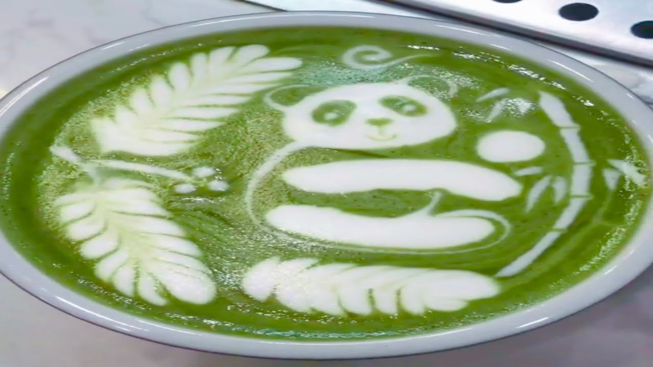 Panda on matcha latte | latte art, best latte art. Awesome panda latte ...