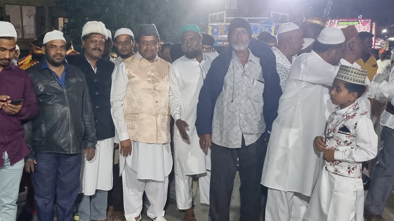 Hzrt Yarab Dargha Alam E Sharif Gusul Celebrating In Denkanikottai ...