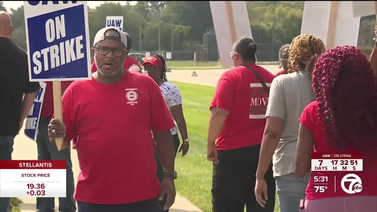 What's next for UAW negotiations? - YouTube