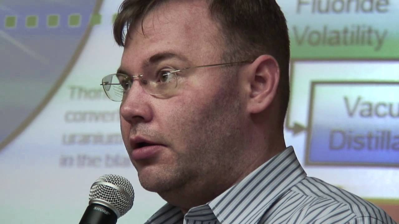 Kirk Sorensen @ MRU on LFTR - Liquid Fluoride Thorium Reactors - YouTube