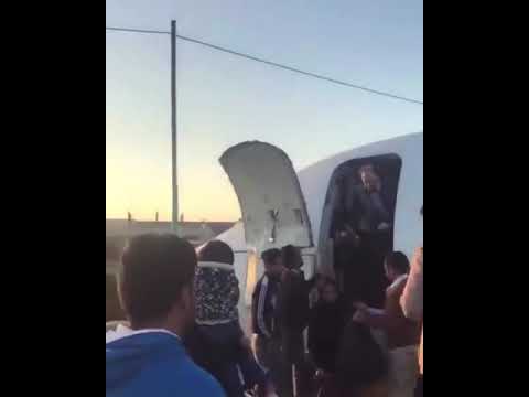 İran’da Uçak Kazası / pistten çıkıp karayoluna girdi
