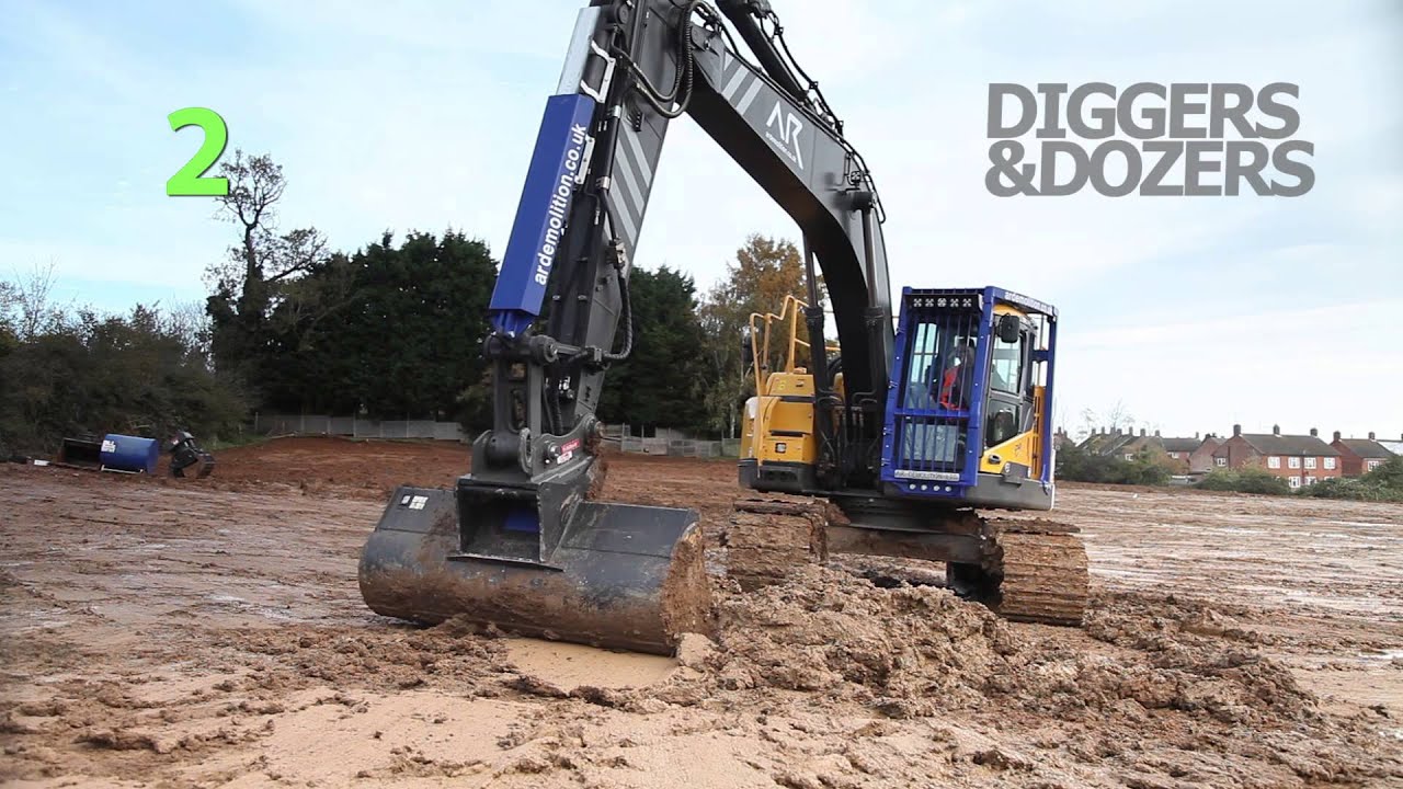 Diggers and Dozers - Top 5 November 2013 - YouTube
