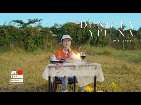 LIVE OUTDOOR | Duy Andy Live " Đúng Là Yêu Xa " #2 - YouTube