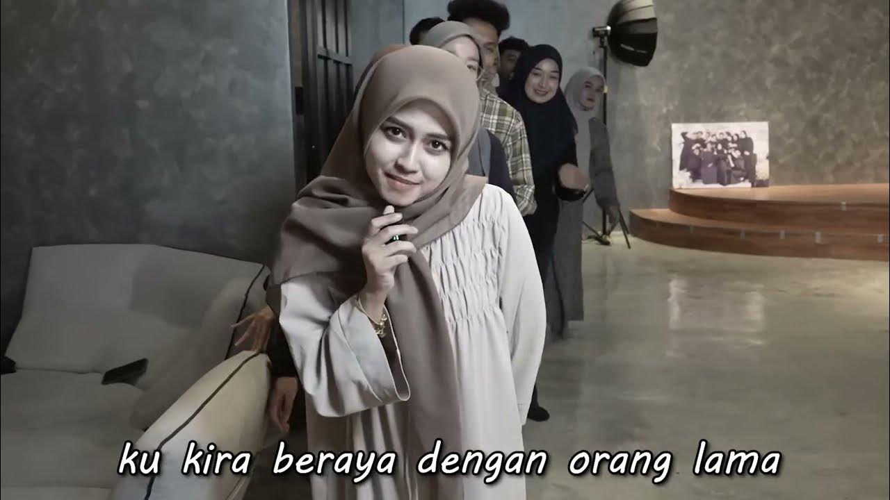 Fiera , Nisa & Nadia | jedag jedug raya | semua tuju kat Aniq | #aiteam #fieniq - YouTube