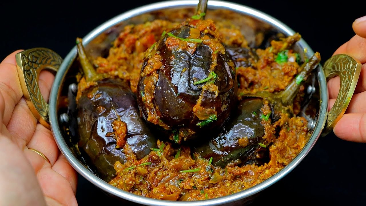 इस नये तरीके से बैंगन बनायेंगे तो सब अंगुलियां चाटते रह ...