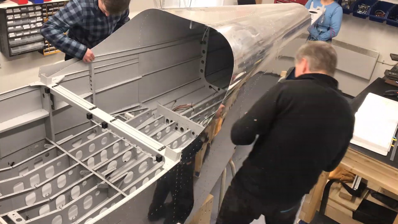 Aft fuselage attachment - YouTube