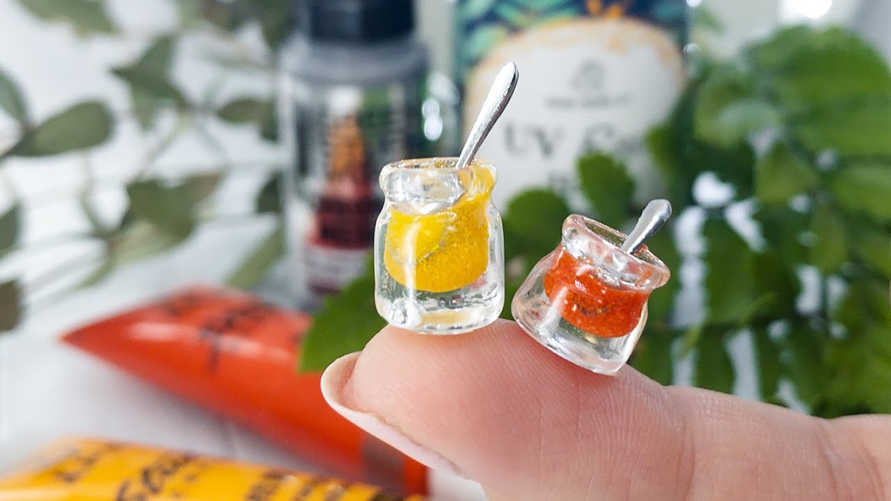 DIY Miniature jars for jam 🍑 Polymer clay and UV resin tutorial | Mini ...