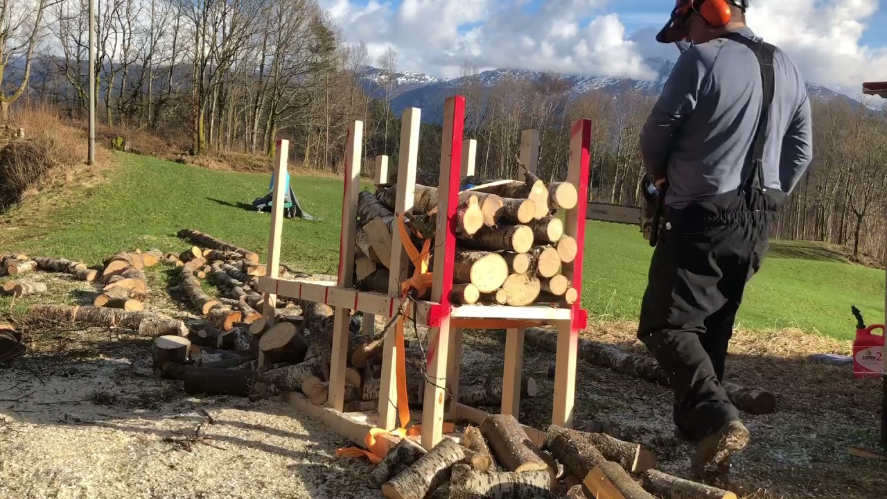 Test av ny LOG Stativ for vedkapping - YouTube