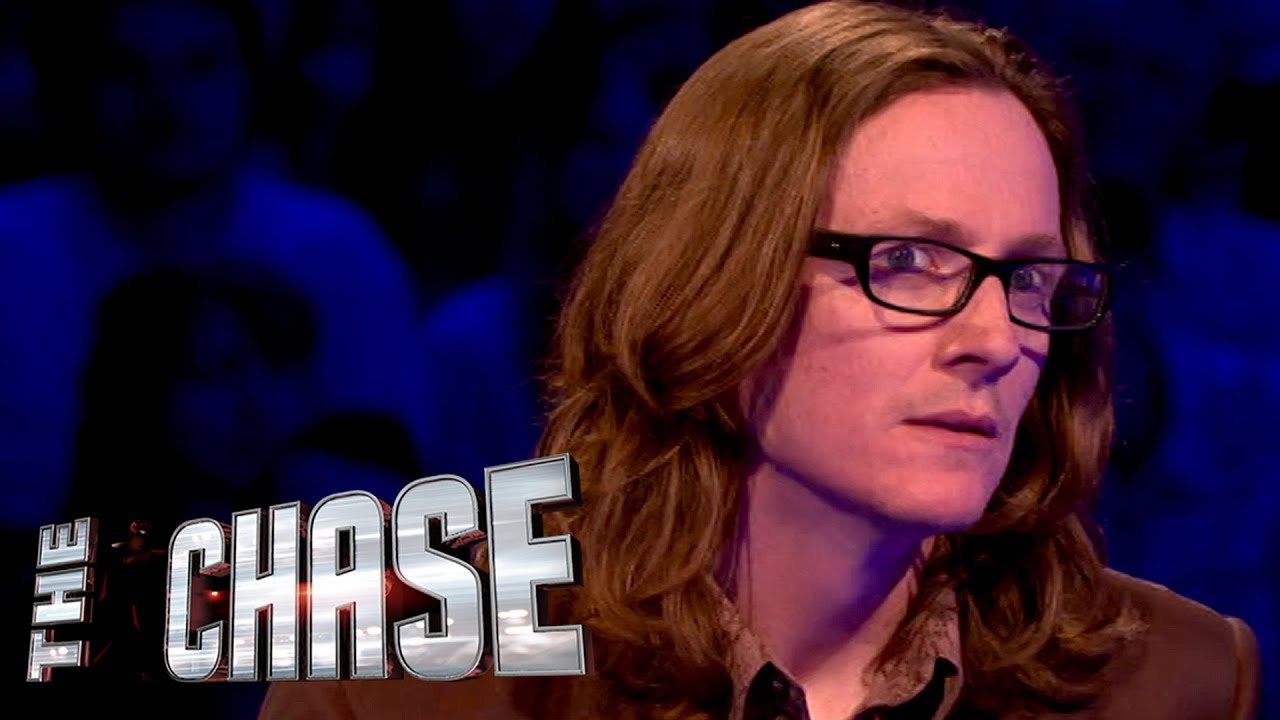 The Celebrity Chase - Ed Byrne's Cashbuilder - YouTube