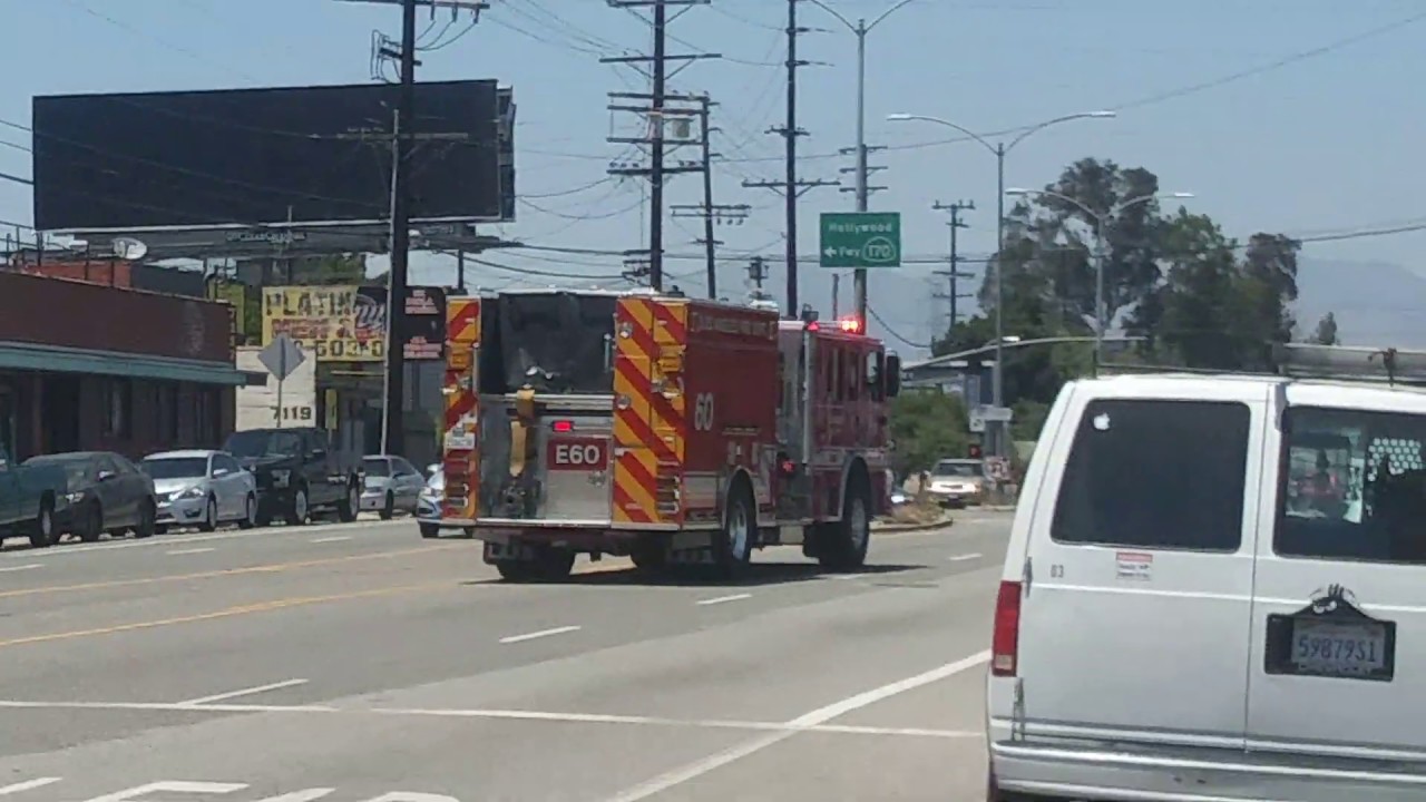 LAFD Engine 60 Responding - YouTube