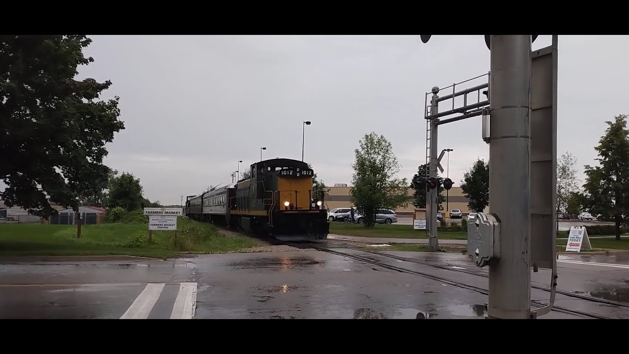 Waterloo Central GMD1 1012 passes Farmers Market station - YouTube