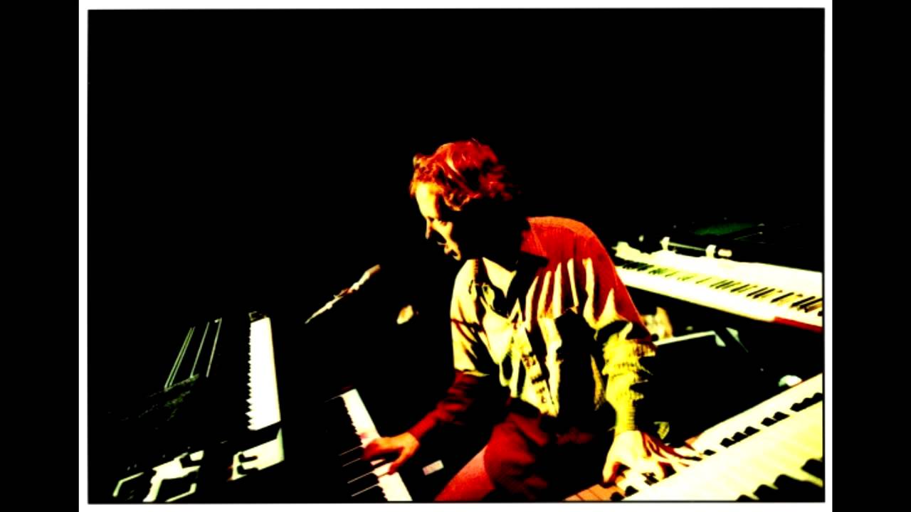 Phish - Llama (isolated keyboard track) - YouTube