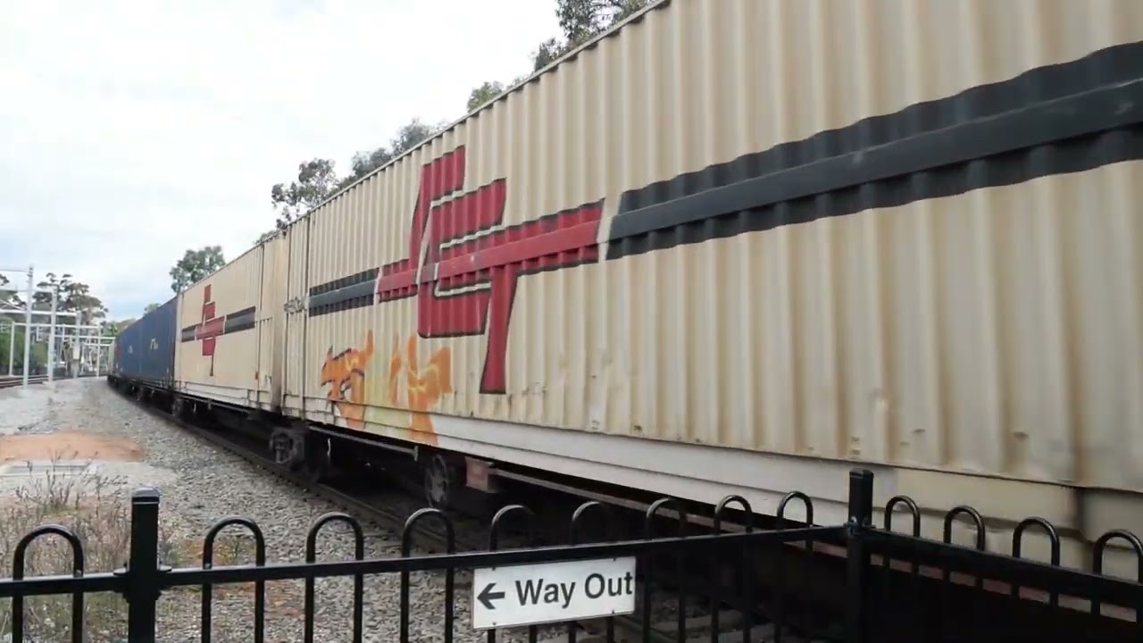 Dangerous Faulty Train Crossing with Alarms as a Huge 5 Locomotive ...