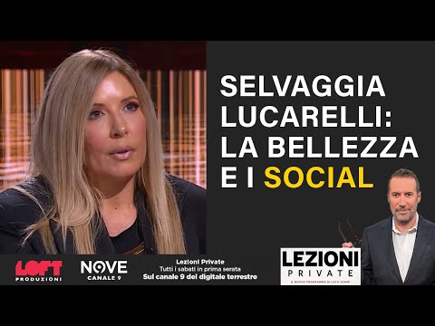 Lucarelli: la bellezza e i social