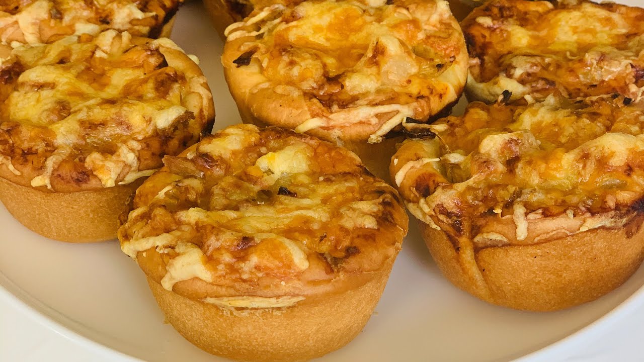 Homemade Mini Pizza / Supper Easy & Quick Mini Pizza Recipe - YouTube
