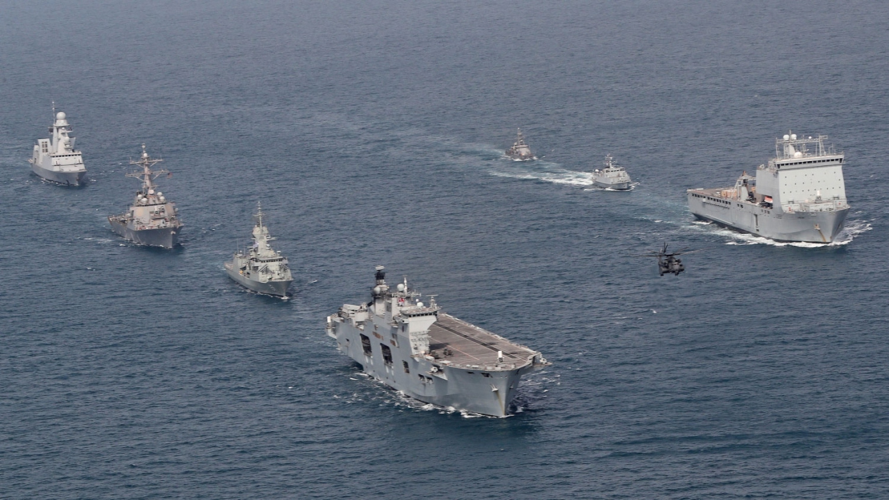 HMS Ocean Takes The Lead In The Gulf | Forces TV - YouTube