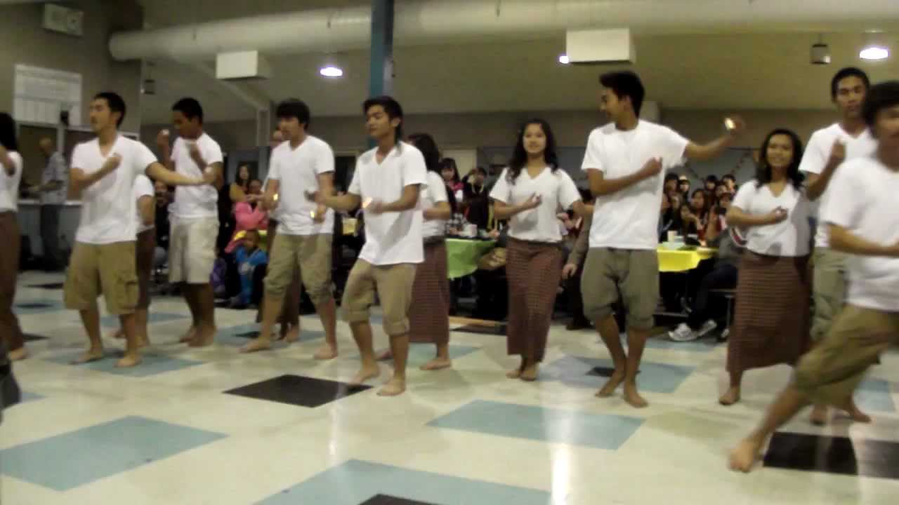 Poly Club @ PIC Luau 2012 - YouTube