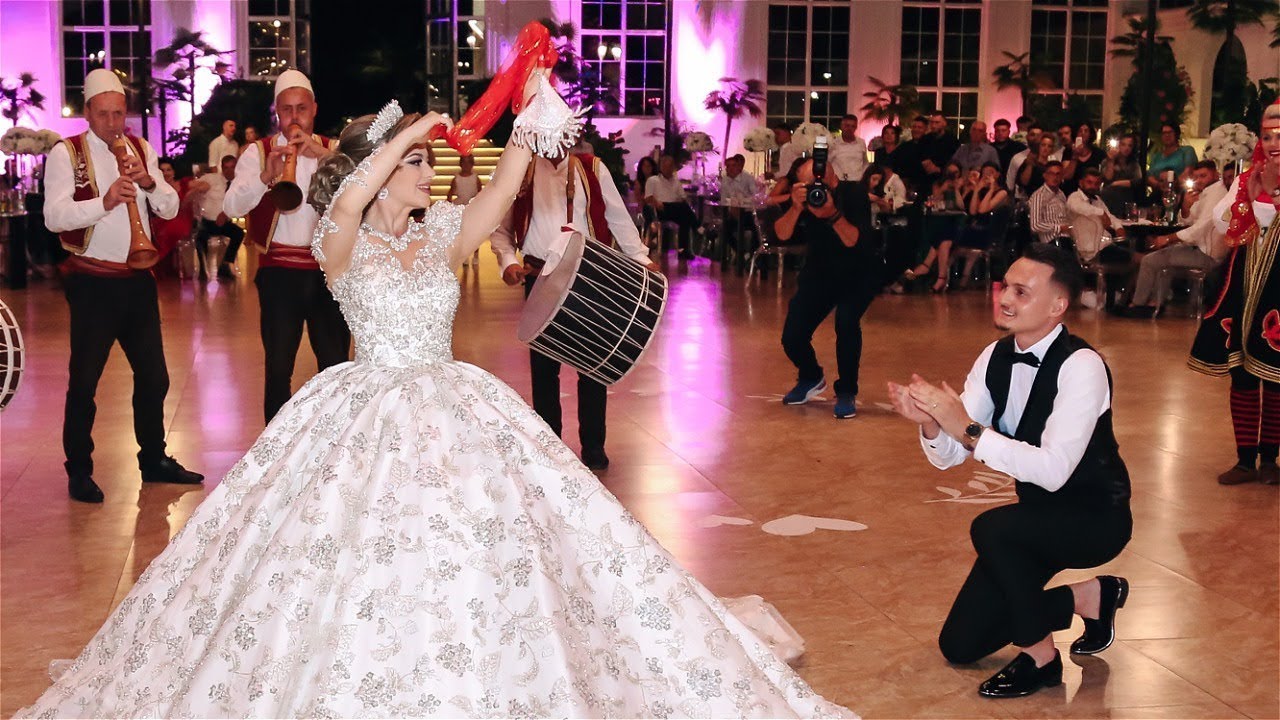 Dasma Shqiptare 2022 - Foto Vjosa Ferizaj - Info: +383 44 323 091 - YouTube