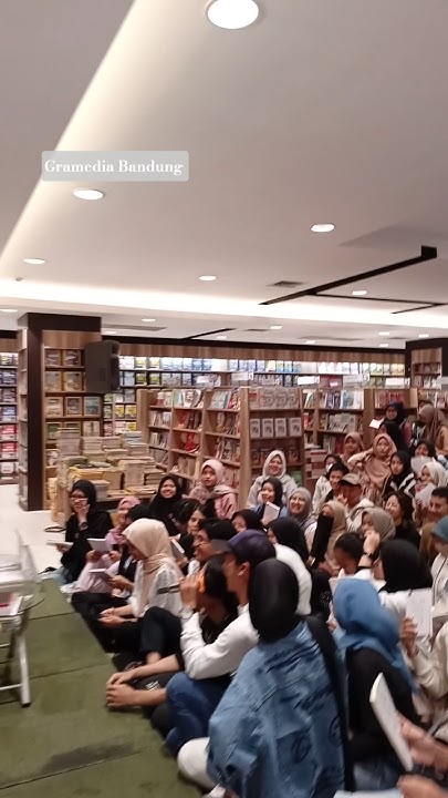 Keseruan Creative Talk Hello Bagas #videoshort - YouTube