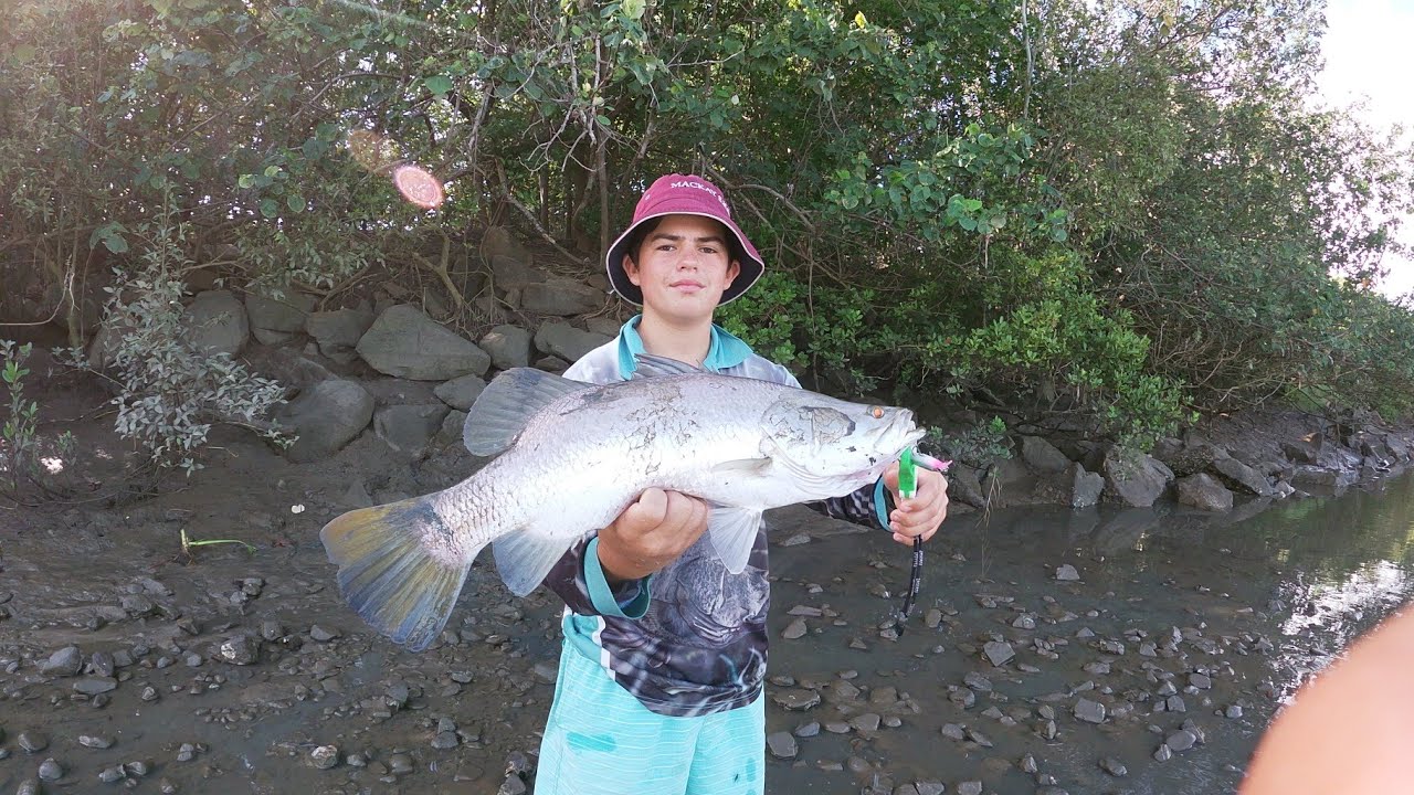 Catching BARRA in Mackay - YouTube
