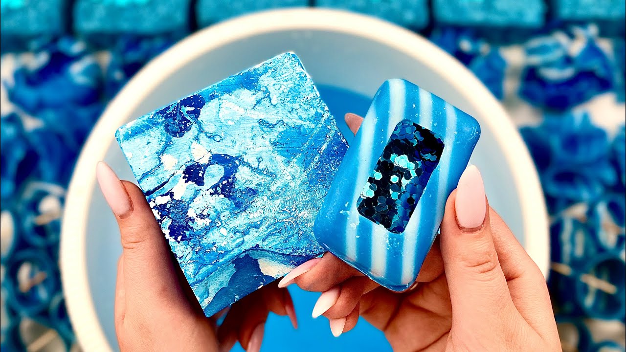 💦 Crushing gym chalk in water 💦 Soap boxes with glitter 💙 Oddly ...