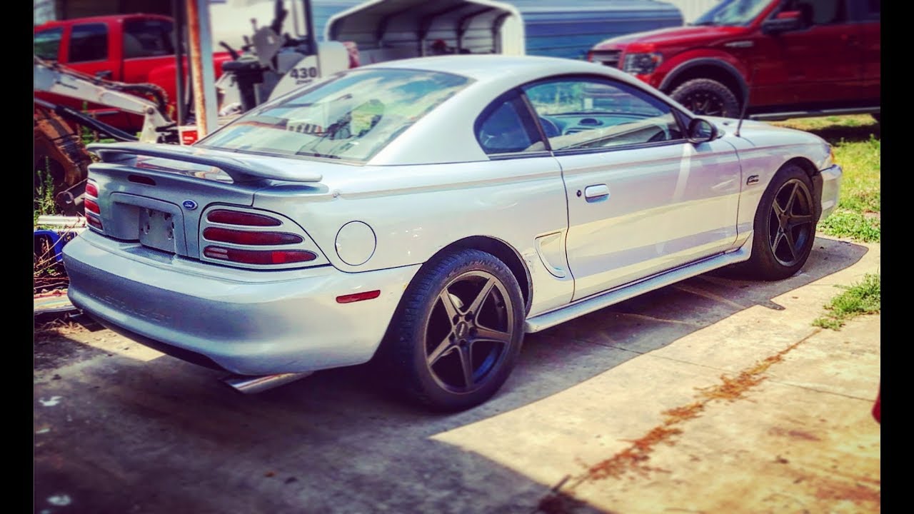 1995 Mustang GT SN95 Pulls and Fly By - YouTube