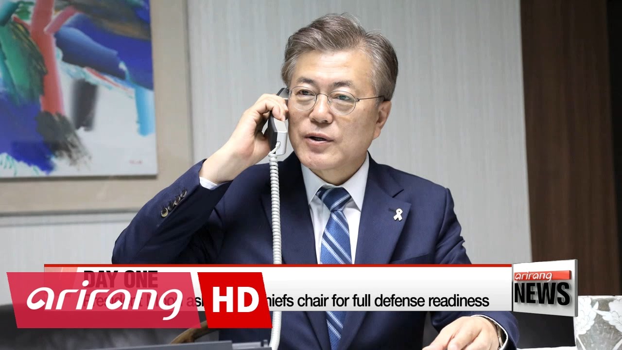 Moon Jae-in begins first day of five-year presidency - YouTube