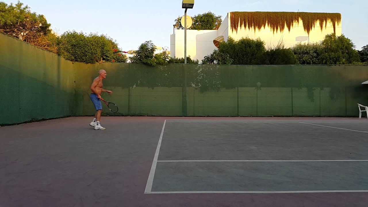 Howard Moseley - practice Forehand and Back hand - YouTube