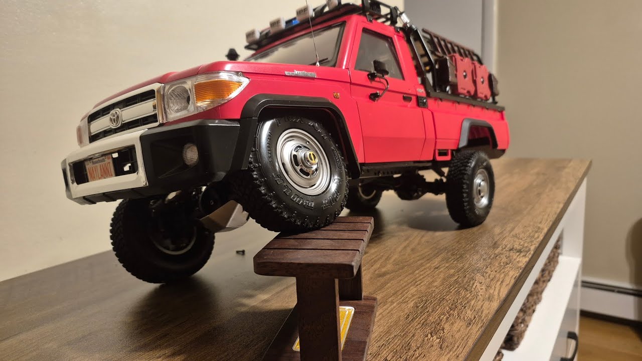 Boomracing brx01 overview on its new Rear leaf spring set up - YouTube