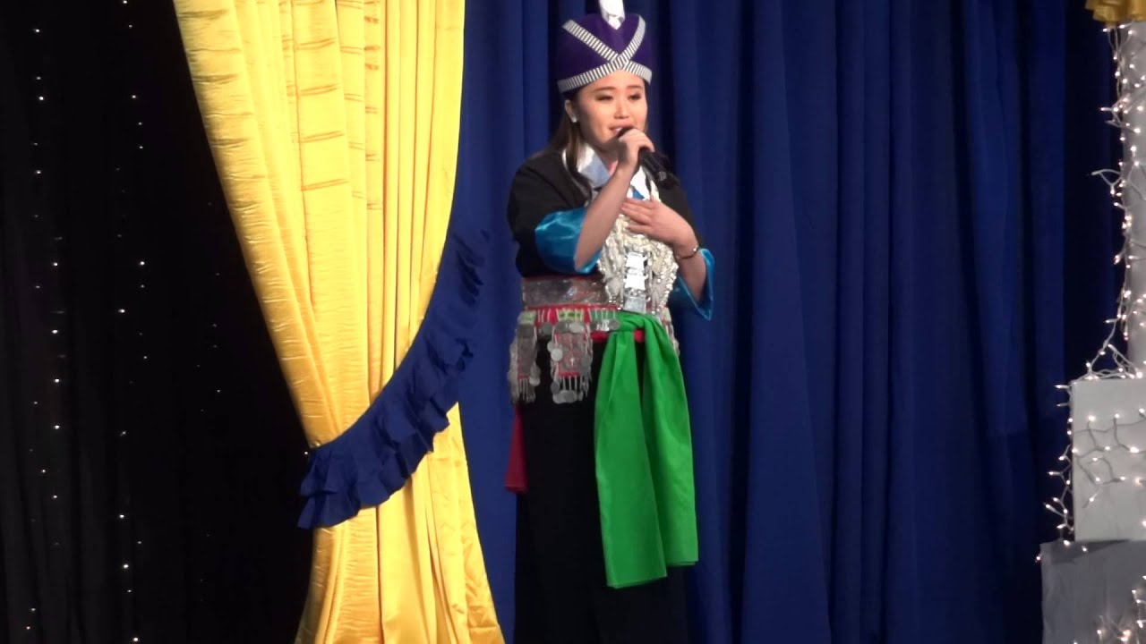 Huab Ci Yaj-Noj Peb Caug 2014-2015 Sacramento Hmong New Year - YouTube