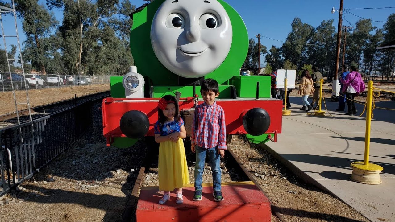 THOMAS THE TANK ENGINE | DAY OUT W/THOMAS | SOUTHERN CALIFORNIA RAILWAY ...