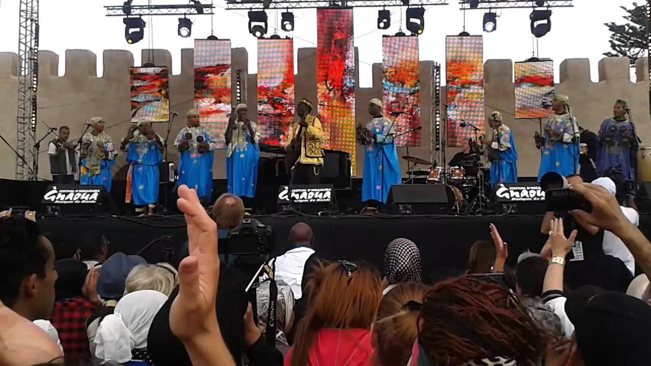 le dernier concert de Maalem Mahmoud Guinia avant son départ-Festival ...