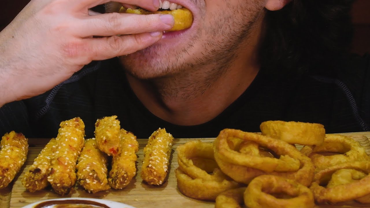 ASMR ONION RINGS AND CHEESE STICKS * SUPER CRUNCH EXTREME * NO TALKING ...