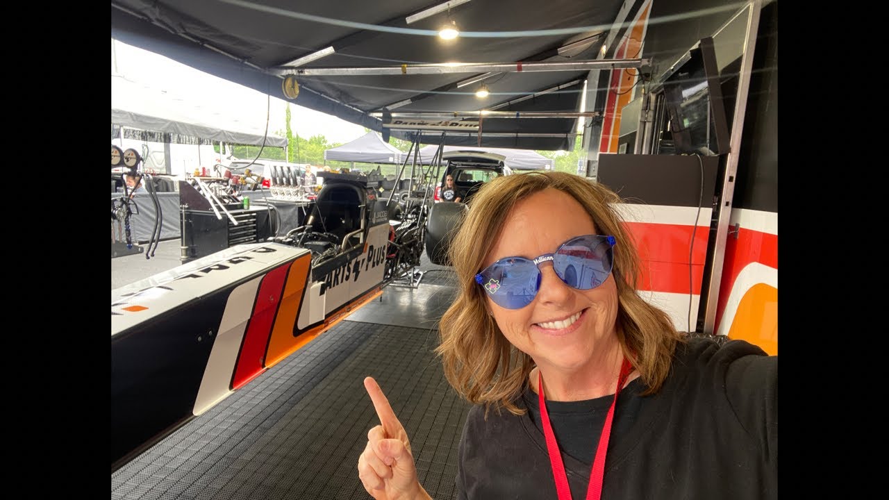 Leigh Millican Hubbard is live in Clay Millican’s top fuel pit - YouTube