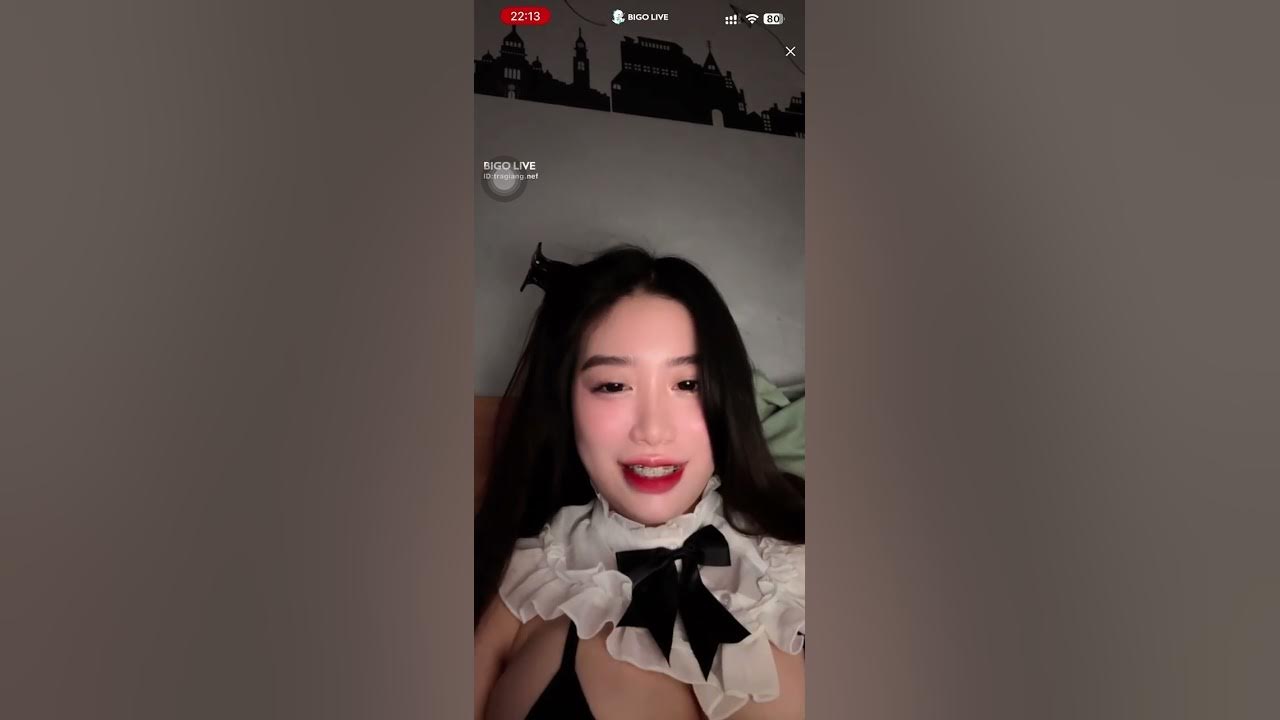 Bigo Trà giang trở lại show ngực bự nhất bigo - YouTube