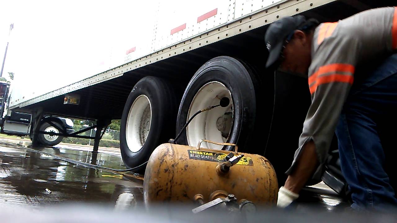 Changing commercial tires - YouTube