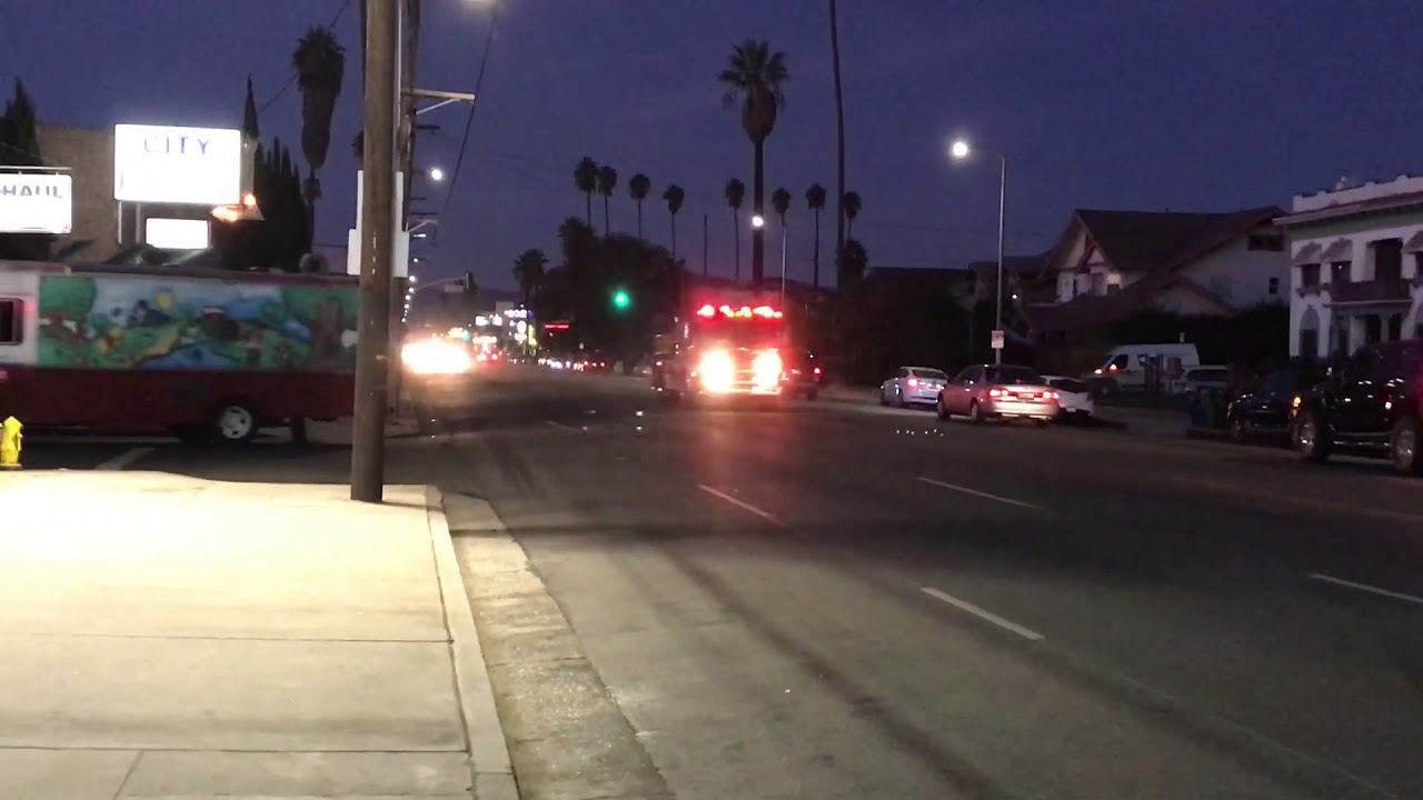 Lafd engine 46 responding code 3 - YouTube