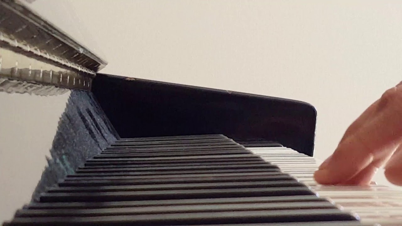 Le pire maitre gims piano - YouTube