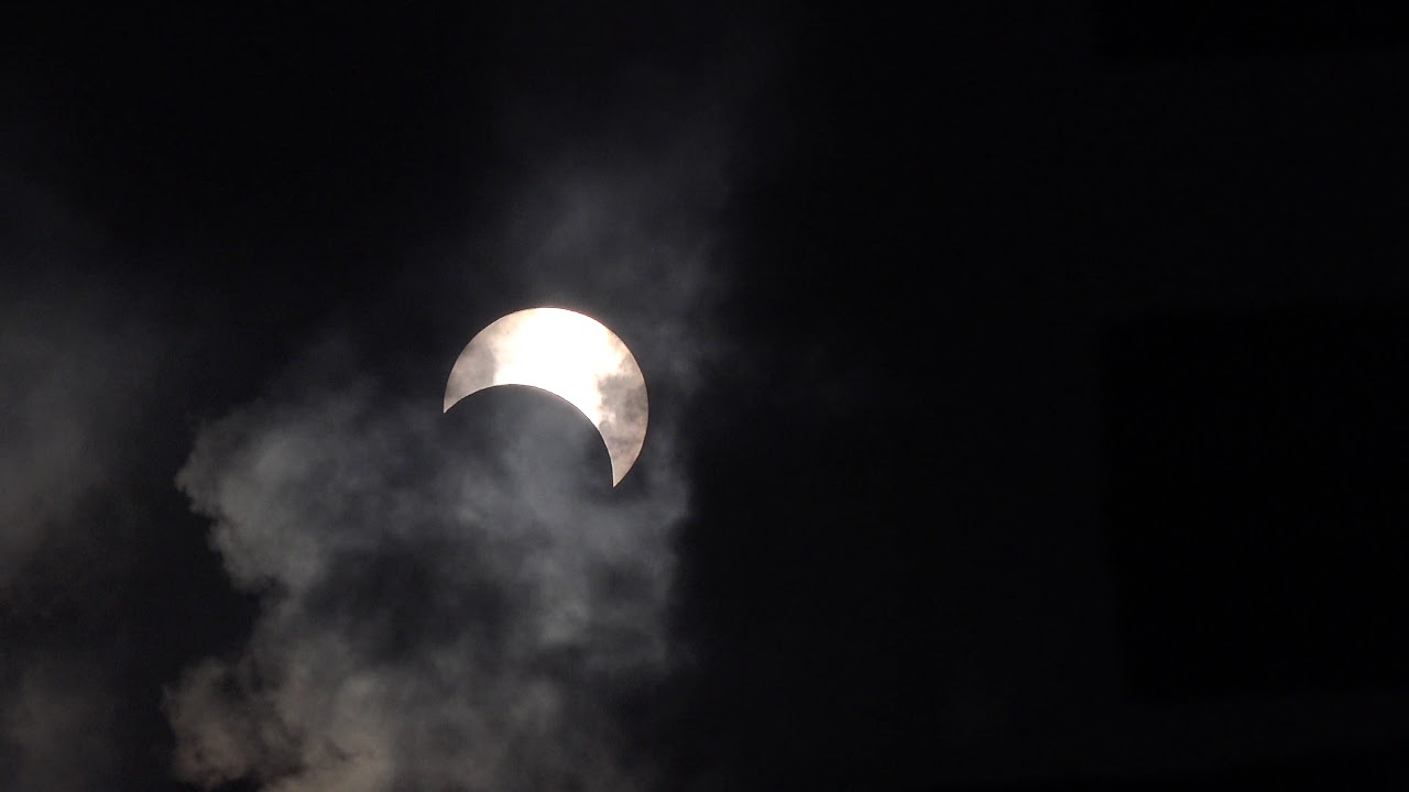 Eclipse of the sun on December 26th, 2019. - YouTube