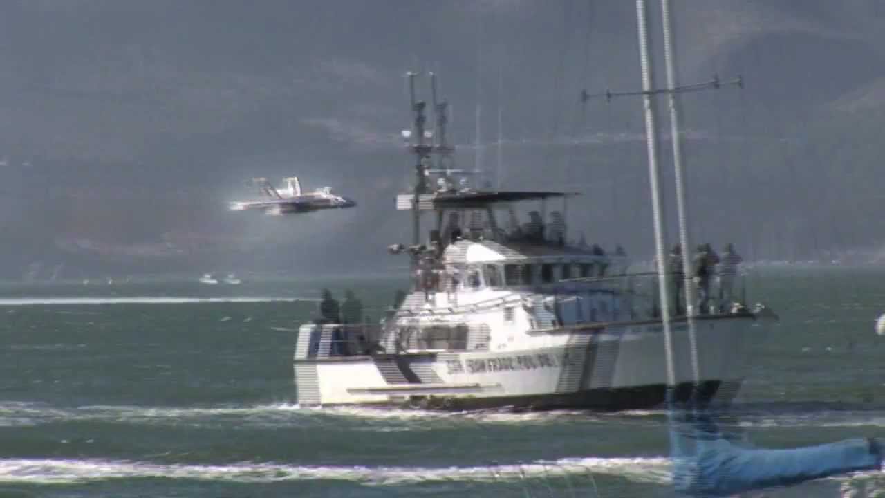 Blue Angels High Speed Low Level Pass - YouTube