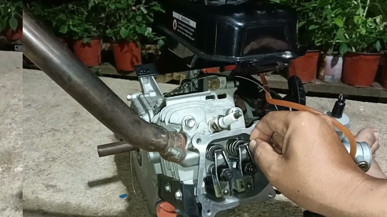 HOW TO VALVE CLEARANCE SMALL ENGINE, SEE YOUR MANUAL (FIND TDC) - YouTube