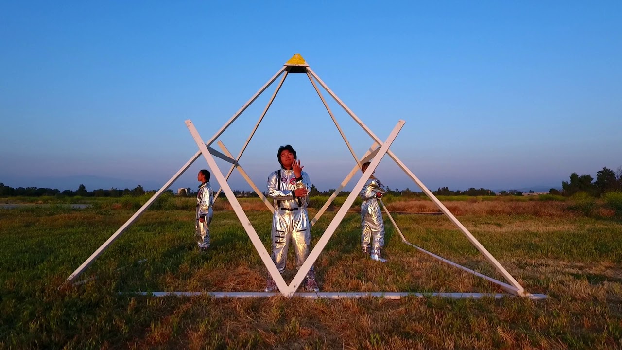 Pyramid Time Travelers (short) - YouTube