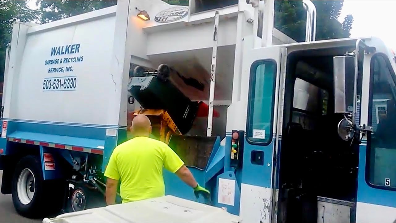 Walker Garbage Service- International 4900 Labrie Expert 2000 Recycle ...