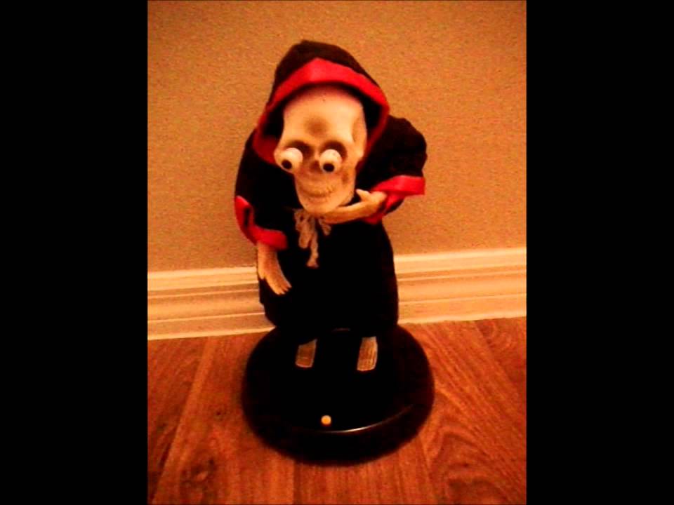 Singing skeleton - YouTube